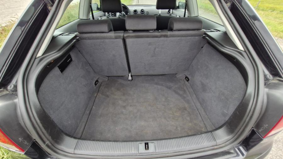 Audi A3 2005 in Parnu, with an engine capacity of 2.00 L and mileage of 397 thousand km for 3390 €, photo 10 on AUTOMOTO.COM.LV