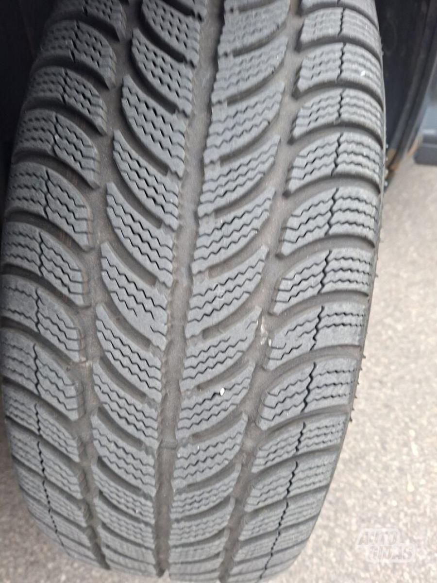 Audi A3 2005 Viļņa, ar dzinēja tilpumu 2.00 L un nobraukumu 232 tūkst. km par 3200 €, foto 13 vietnē AUTOMOTO.COM.LV