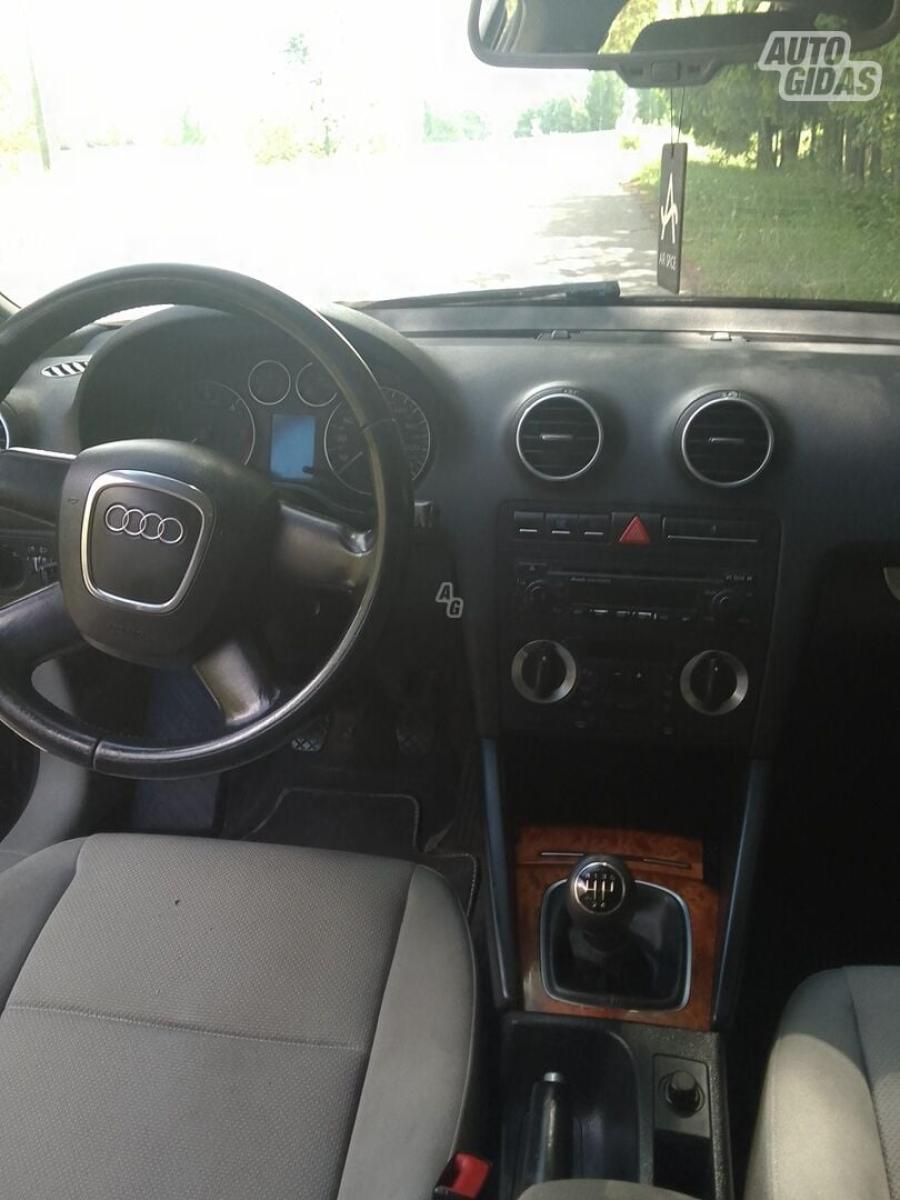 Audi A3 2006 in Siauliai, with an engine capacity of 1.90 L and mileage of 351 thousand km for 2550 €, photo 3 on AUTOMOTO.COM.LV