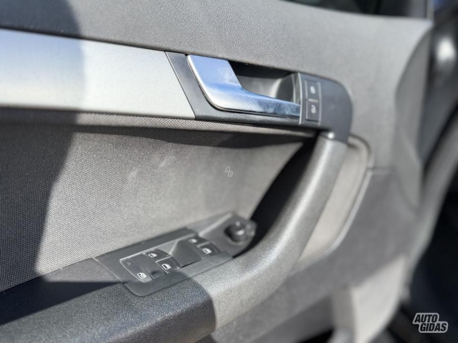 Audi A3 2009 in Vilnius, with an engine capacity of 1.40 L and mileage of 400 thousand km for 2950 €, photo 14 on AUTOMOTO.COM.LV