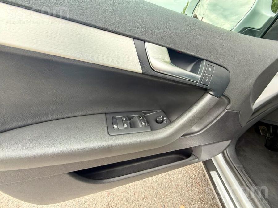 Audi A3 2009 in Riga, with an engine capacity of 2.00 L and mileage of 0 thousand km for 4990 €, photo 11 on AUTOMOTO.COM.LV