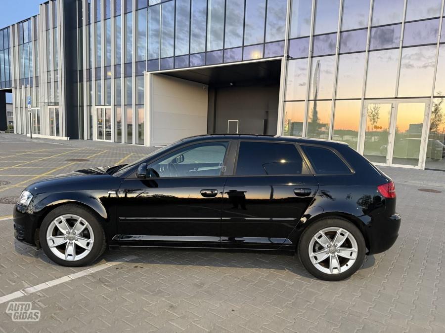Audi A3 2009 in Vilnius, with an engine capacity of 2.00 L and mileage of 330 thousand km for 4400 €, photo 4 on AUTOMOTO.COM.LV