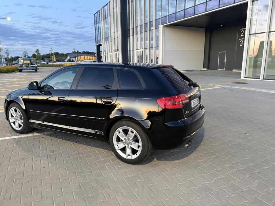 Audi A3 2009 in Vilnius, with an engine capacity of 2.00 L and mileage of 330 thousand km for 4400 €, photo 5 on AUTOMOTO.COM.LV
