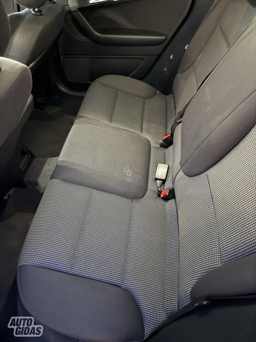 Audi A3 2009 in Vilnius, with an engine capacity of 2.00 L and mileage of 330 thousand km for 4400 €, photo 11 on AUTOMOTO.COM.LV