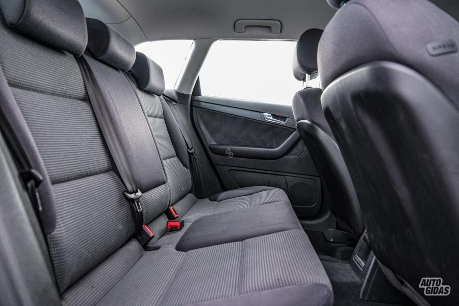 Audi A3 2009 in Kaunas, with an engine capacity of 1.90 L and mileage of 263 thousand km for 4790 €, photo 11 on AUTOMOTO.COM.LV