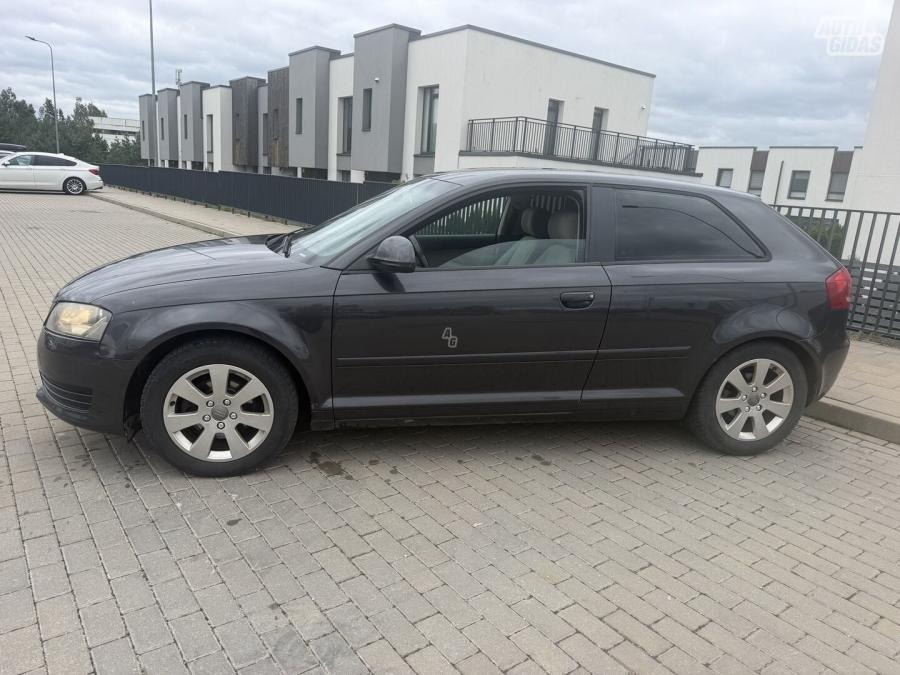 Audi A3 2009 in Vilnius, with an engine capacity of 1.90 L and mileage of 320 thousand km for 2600 €, photo 7 on AUTOMOTO.COM.LV