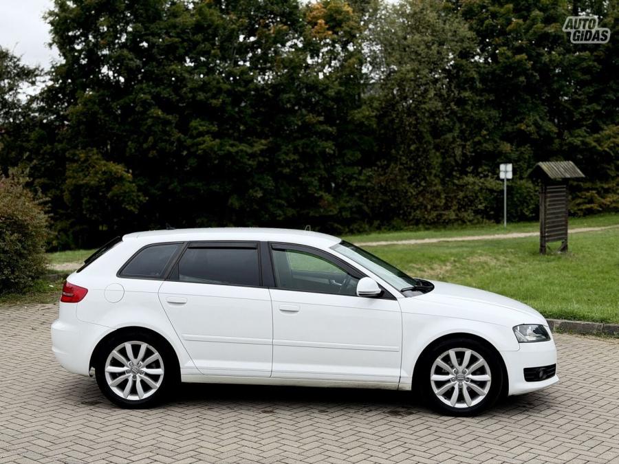 Audi A3 2010 in Vilnius, with an engine capacity of 1.90 L and mileage of 279 thousand km for 4400 €, photo 5 on AUTOMOTO.COM.LV