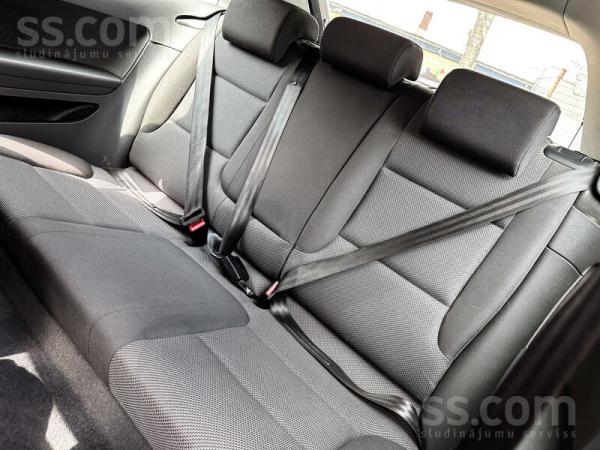 Audi A3 2011 in Riga, with an engine capacity of 1.20 L and mileage of 200 thousand km for 5790 €, photo 10 on AUTOMOTO.COM.LV