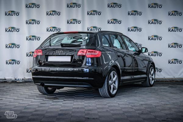 Audi A3 2011 in Kaunas, with an engine capacity of 2.00 L and mileage of 310 thousand km for 7490 €, photo 3 on AUTOMOTO.COM.LV
