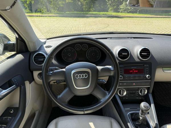 Audi A3 2011 in Vilnius, with an engine capacity of 1.60 L and mileage of 255 thousand km for 5200 €, photo 10 on AUTOMOTO.COM.LV