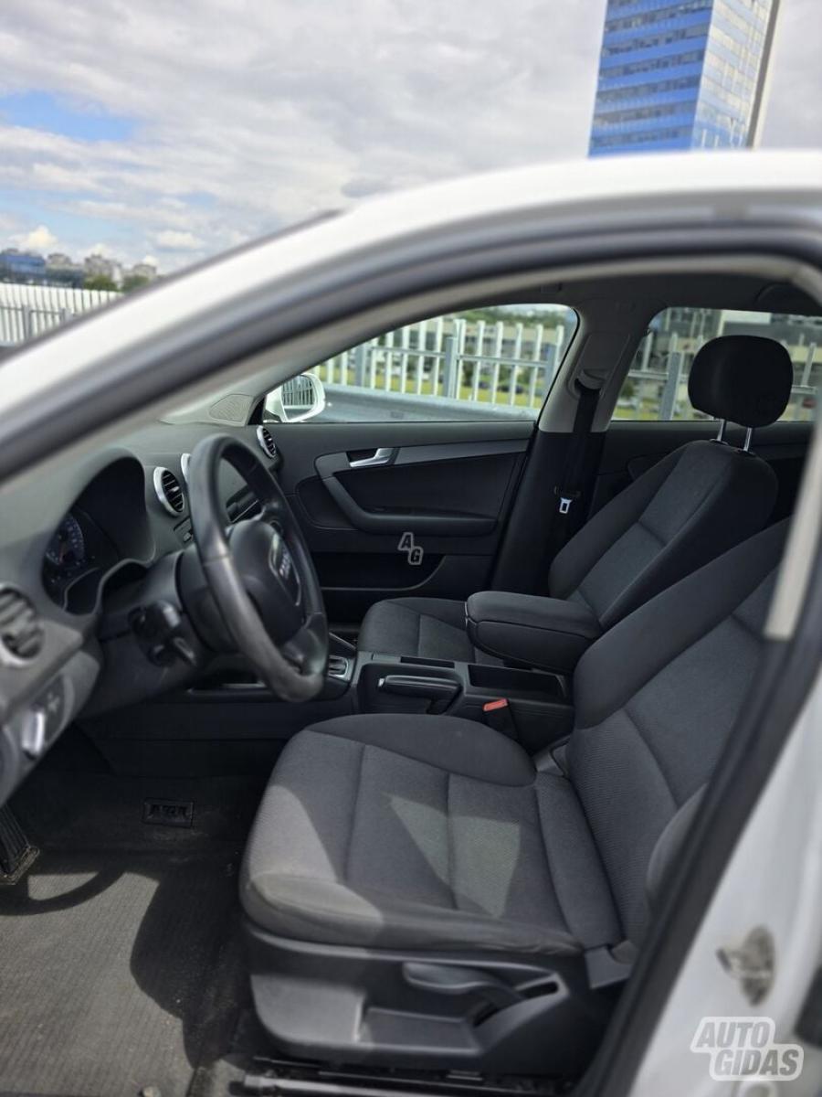Audi A3 2011 in Vilnius, with an engine capacity of 1.40 L and mileage of 190 thousand km for 3200 €, photo 13 on AUTOMOTO.COM.LV