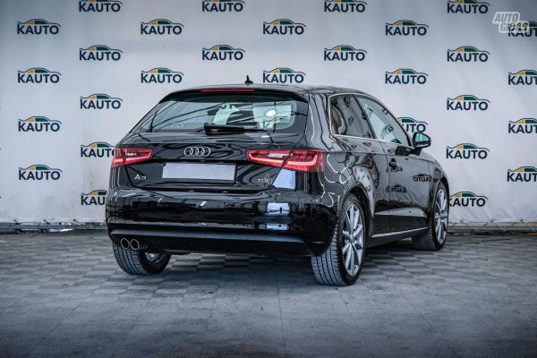 Audi A3 2015 in Kaunas, with an engine capacity of 2.00 L and mileage of 298 thousand km for 9890 €, photo 3 on AUTOMOTO.COM.LV