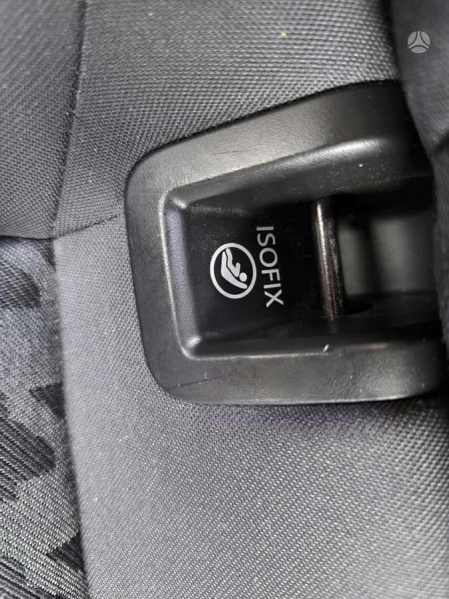 Audi A3 2016 in Siauliai, with an engine capacity of 1.60 L and mileage of 205 thousand km for 8450 €, photo 28 on AUTOMOTO.COM.LV