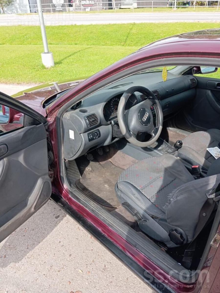 Red Audi A3 1996 in Riga, with an engine capacity of 1.90 L and mileage of 450 thousand km for 600 €, photo 7 on AUTOMOTO.COM.LV