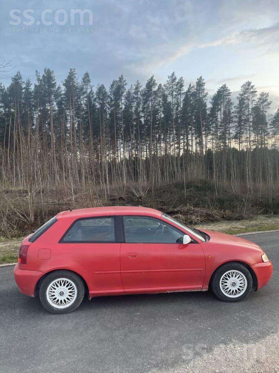 Sarkans Audi A3 1997 Jelgava, ar dzinēja tilpumu 1.80 L un nobraukumu 383 tūkst. km par 500 €, foto 4 vietnē AUTOMOTO.COM.LV