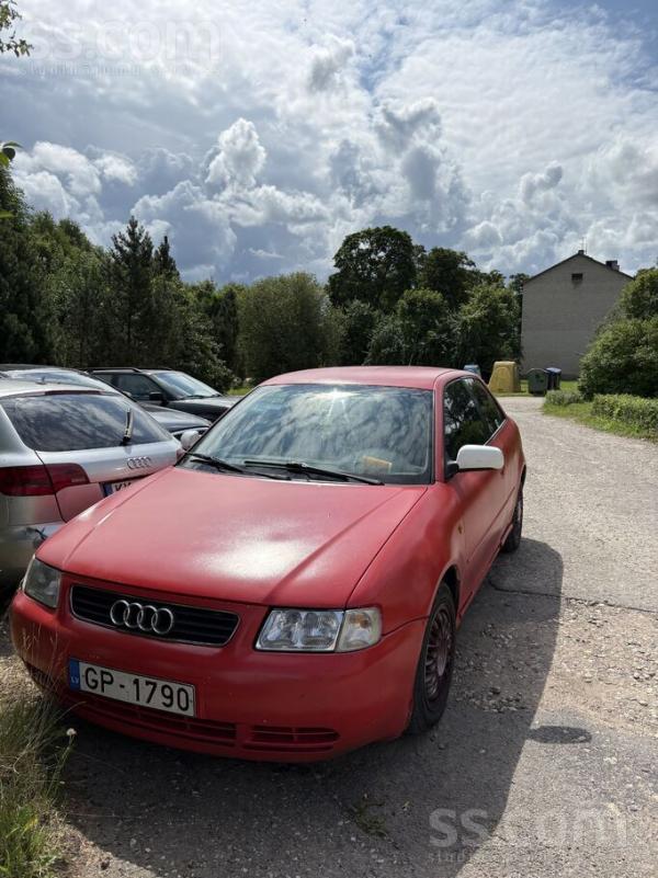 Sarkans Audi A3 1997 Madona, ar dzinēja tilpumu 1.80 L un nobraukumu 380 tūkst. km par 700 €, foto 1 vietnē AUTOMOTO.COM.LV