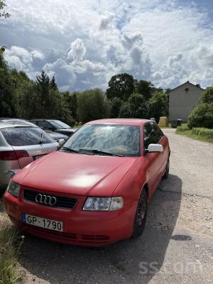 Sarkans Audi A3 1997 Madona, ar dzinēja tilpumu 1.80 L un nobraukumu 380 tūkst. km par 700 €, foto  vietnē AUTOMOTO.COM.LV