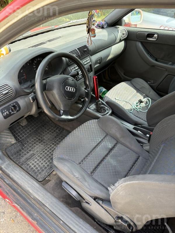Sarkans Audi A3 1997 Madona, ar dzinēja tilpumu 1.80 L un nobraukumu 383 tūkst. km par 500 €, foto 4 vietnē AUTOMOTO.COM.LV