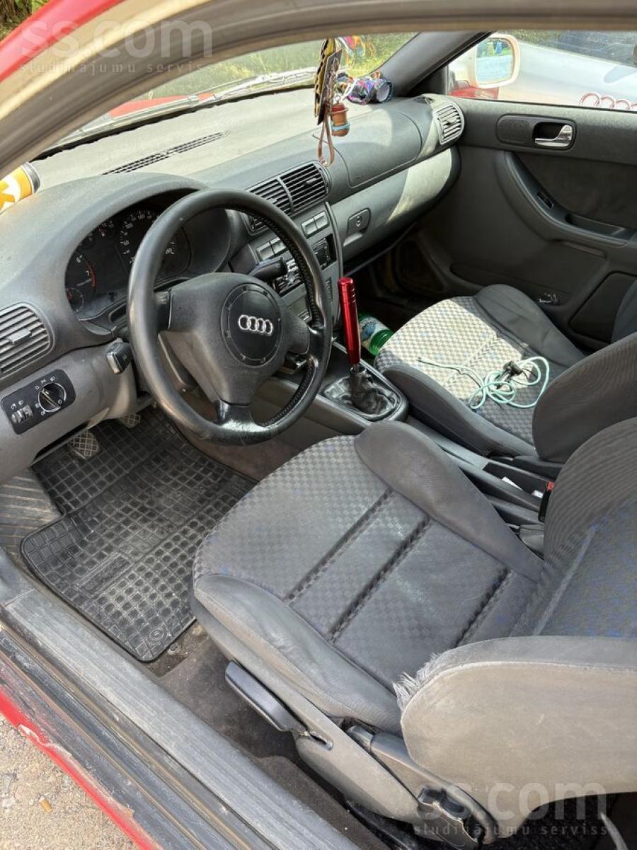 Red Audi A3 1997 in Madona, with an engine capacity of 1.80 L and mileage of 385 thousand km for 550 €, photo 4 on AUTOMOTO.COM.LV