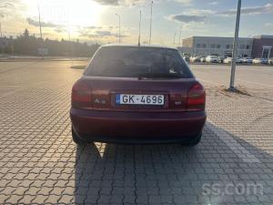Sarkans Audi A3 1998 Rīga, ar dzinēja tilpumu 1.80 L un nobraukumu 238 tūkst. km par 1390 €, foto 5 vietnē AUTOMOTO.COM.LV