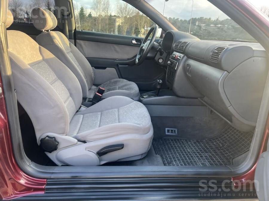 Sarkans Audi A3 1998 Rīga, ar dzinēja tilpumu 1.80 L un nobraukumu 238 tūkst. km par 1390 €, foto 11 vietnē AUTOMOTO.COM.LV