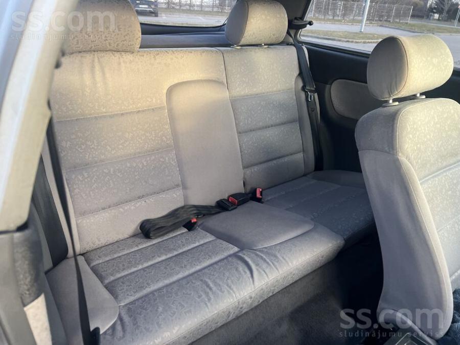 Sarkans Audi A3 1998 Rīga, ar dzinēja tilpumu 1.80 L un nobraukumu 238 tūkst. km par 1390 €, foto 12 vietnē AUTOMOTO.COM.LV