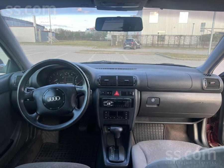 Sarkans Audi A3 1998 Rīga, ar dzinēja tilpumu 1.80 L un nobraukumu 238 tūkst. km par 1390 €, foto 14 vietnē AUTOMOTO.COM.LV