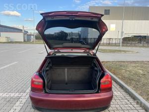 Sarkans Audi A3 1998 Rīga, ar dzinēja tilpumu 1.80 L un nobraukumu 238 tūkst. km par 1390 €, foto 15 vietnē AUTOMOTO.COM.LV