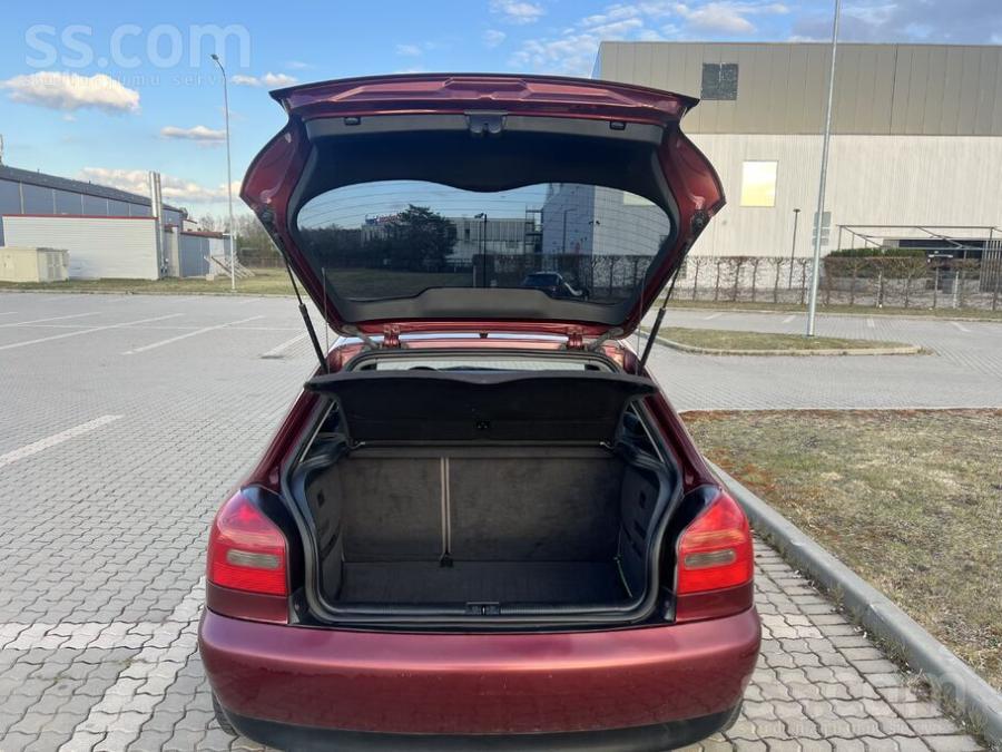 Sarkans Audi A3 1998 Rīga, ar dzinēja tilpumu 1.80 L un nobraukumu 238 tūkst. km par 1390 €, foto 15 vietnē AUTOMOTO.COM.LV