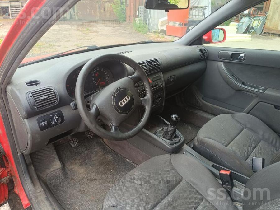 Sarkans Audi A3 1998 Rīga, ar dzinēja tilpumu 1.90 L un nobraukumu 373 tūkst. km par 850 €, foto 8 vietnē AUTOMOTO.COM.LV