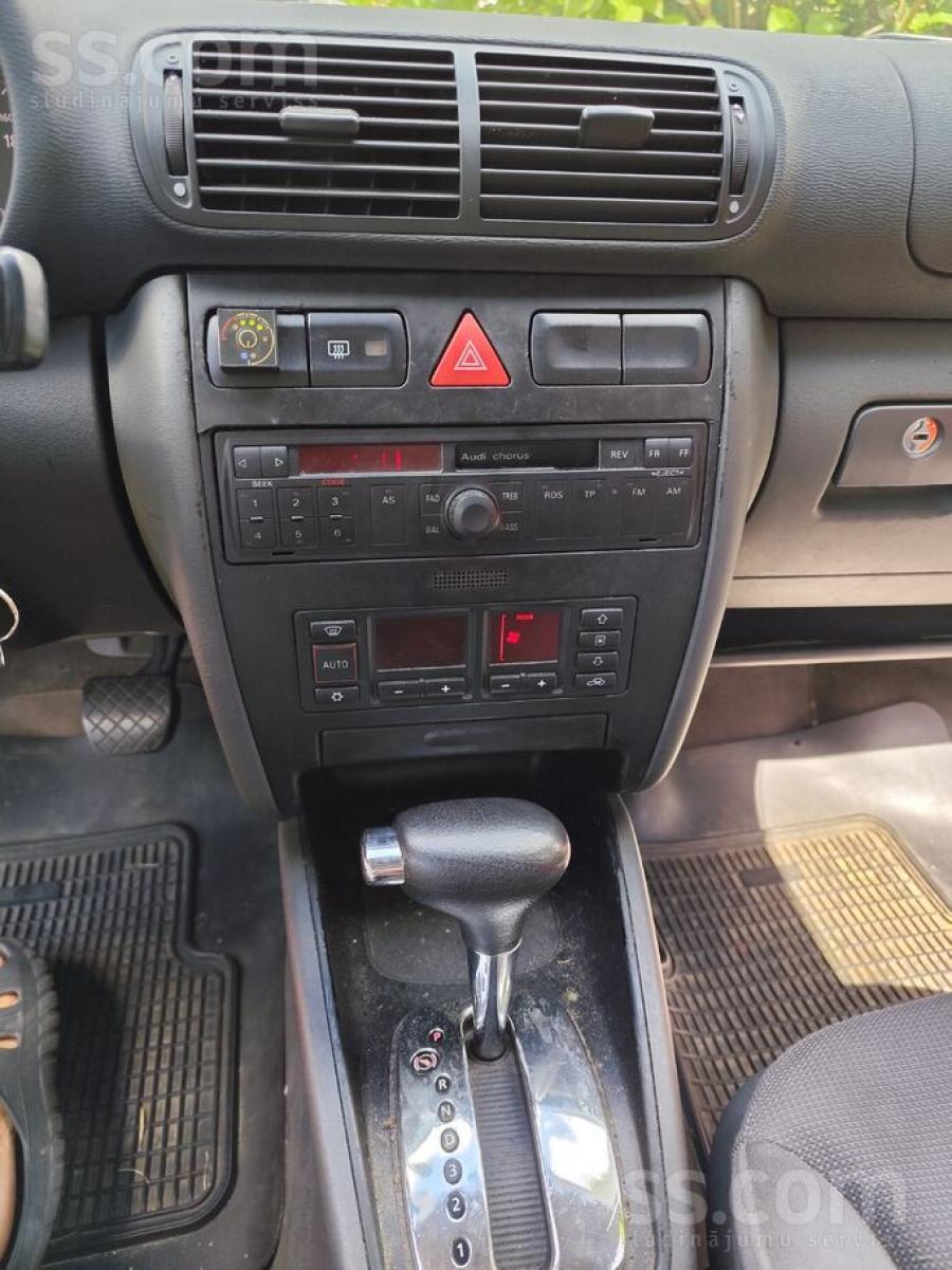 Red Audi A3 1999 in Riga, with an engine capacity of 1.80 L and mileage of 303 thousand km for 950 €, photo 7 on AUTOMOTO.COM.LV