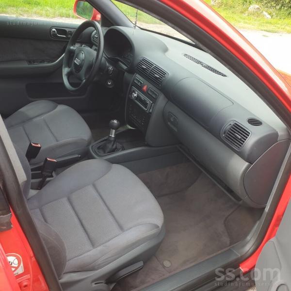 Red Audi A3 1999 in Riga, with an engine capacity of 1.80 L and mileage of 322 thousand km for 2500 €, photo 11 on AUTOMOTO.COM.LV