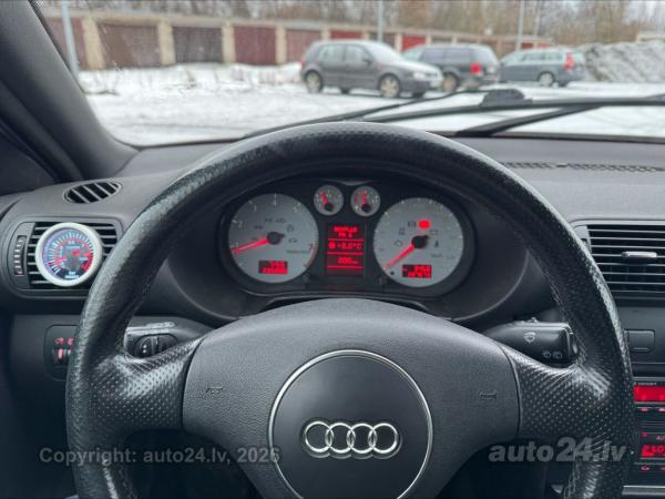 Red Audi A3 2002 in Voru, with an engine capacity of 1.80 L and mileage of 288 thousand km for 3999 €, photo 7 on AUTOMOTO.COM.LV