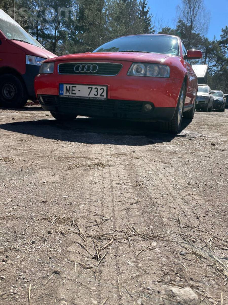 Red Audi A3 2002 in Riga, with an engine capacity of 1.60 L and mileage of 285 thousand km for 1200 €, photo 11 on AUTOMOTO.COM.LV