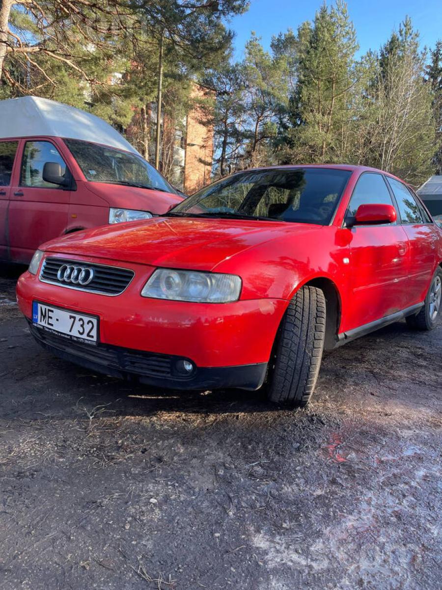 Red Audi A3 2002 in Riga, with an engine capacity of 1.60 L and mileage of 285 thousand km for 1200 €, photo 19 on AUTOMOTO.COM.LV