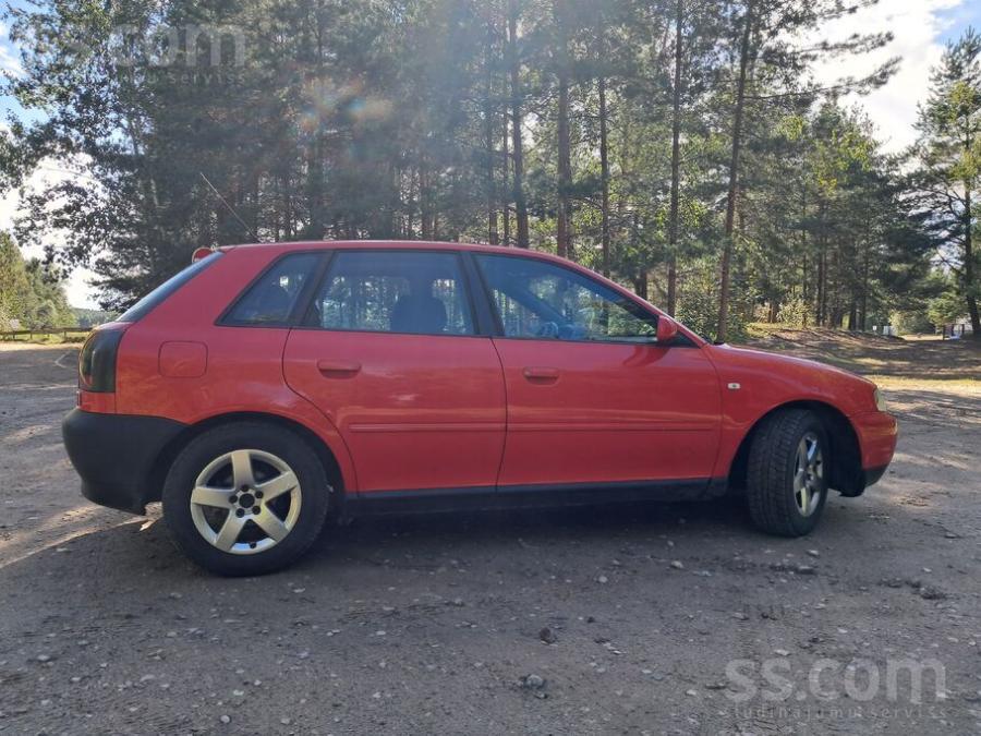 Red Audi A3 2002 in Riga, with an engine capacity of 1.60 L and mileage of 284 thousand km for 1000 €, photo 3 on AUTOMOTO.COM.LV