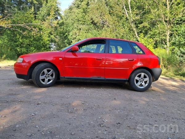 Sarkans Audi A3 2002 Rīga, ar dzinēja tilpumu 1.60 L un nobraukumu 284 tūkst. km par 1000 €, foto 7 vietnē AUTOMOTO.COM.LV
