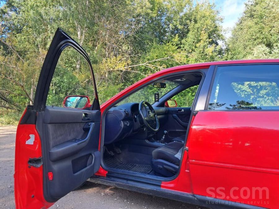 Красный Ауди А3 2002 в Рига, объемом двигателя 1.60 л и пробегом 284 тыс. км за 1000 €, фото 13 на AUTOMOTO.COM.LV