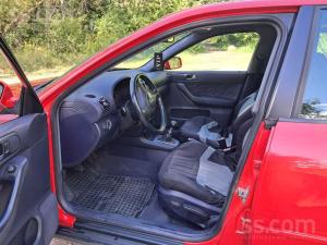 Красный Ауди А3 2002 в Рига, объемом двигателя 1.60 л и пробегом 284 тыс. км за 1000 €, фото 14 на AUTOMOTO.COM.LV