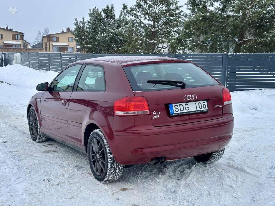 Sarkans Audi A3 2003 Viļņa, ar dzinēja tilpumu 2.00 L un nobraukumu 370 tūkst. km par 1400 €, foto 3 vietnē AUTOMOTO.COM.LV