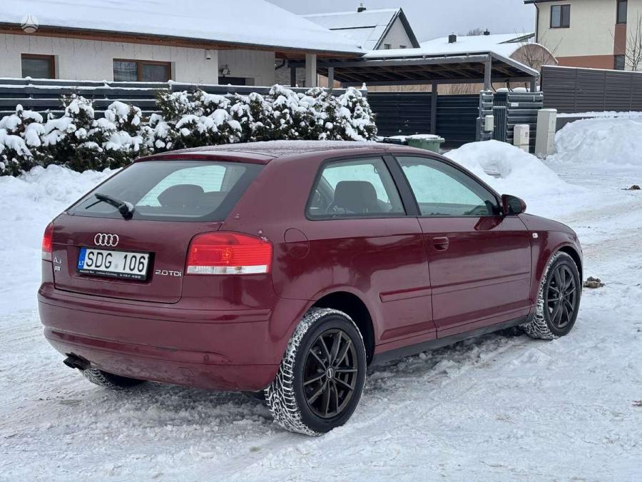 Sarkans Audi A3 2003 Viļņa, ar dzinēja tilpumu 2.00 L un nobraukumu 370 tūkst. km par 1400 €, foto 5 vietnē AUTOMOTO.COM.LV