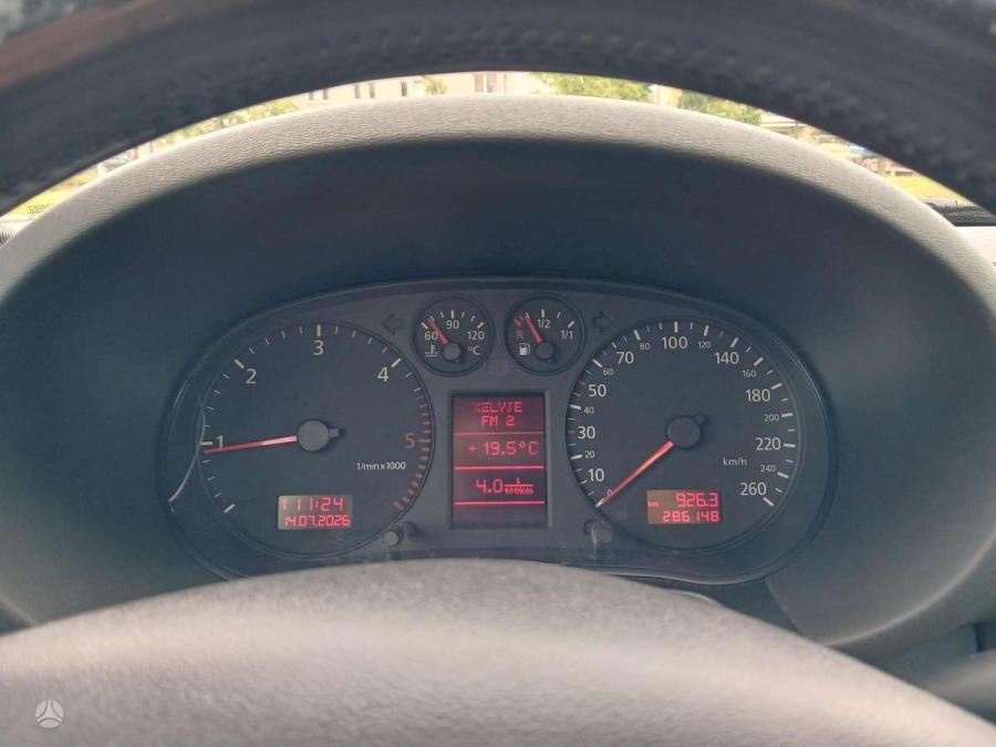 Sarkans Audi A3 2003 Kauņa, ar dzinēja tilpumu 1.90 L un nobraukumu 287 tūkst. km par 2100 €, foto 17 vietnē AUTOMOTO.COM.LV