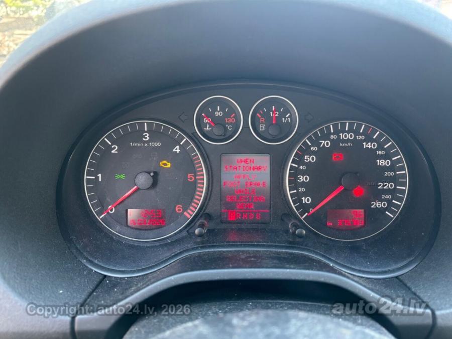 Красный Ауди А3 2004 в Вильянди, объемом двигателя 2.00 л и пробегом 376 тыс. км за 1450 €, фото 16 на AUTOMOTO.COM.LV