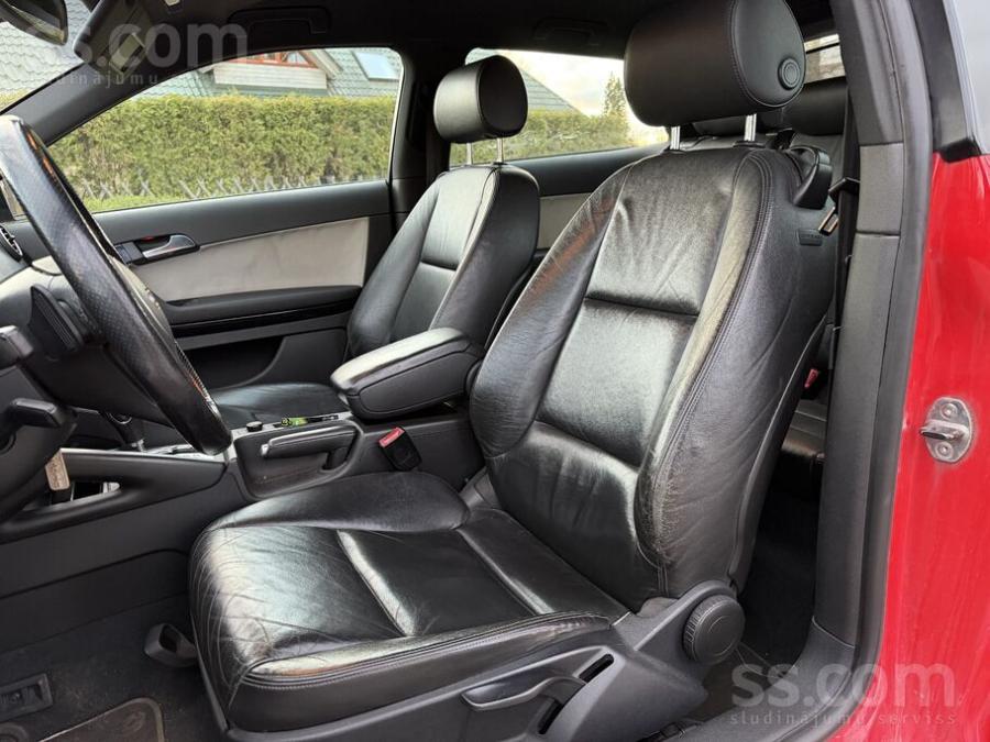 Sarkans Audi A3 2004 Valmiera, ar dzinēja tilpumu 3.20 L un nobraukumu 240 tūkst. km par 3330 €, foto 24 vietnē AUTOMOTO.COM.LV