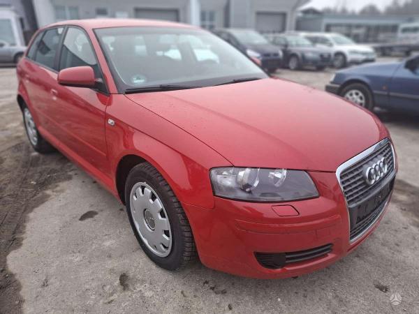 Sarkans Audi A3 2005 Utena, ar dzinēja tilpumu 1.97 L un nobraukumu 280 tūkst. km par 2250 €, foto 4 vietnē AUTOMOTO.COM.LV