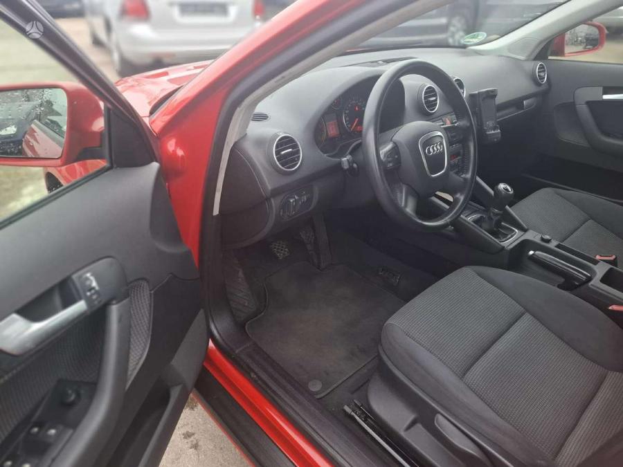 Red Audi A3 2005 in Utena, with an engine capacity of 1.97 L and mileage of 280 thousand km for 2250 €, photo 12 on AUTOMOTO.COM.LV