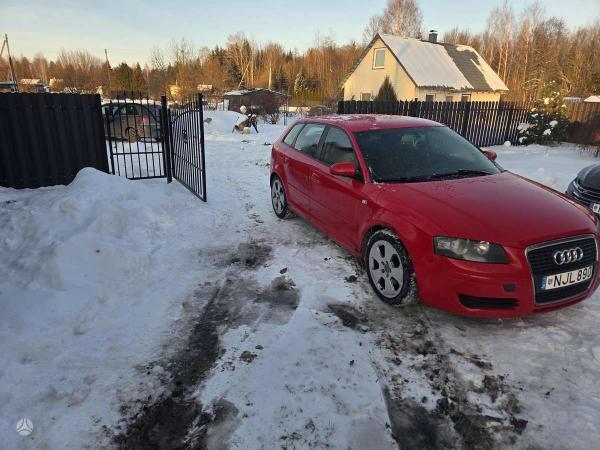 Sarkans Audi A3 2005 Kauņa, ar dzinēja tilpumu 1.98 L un nobraukumu 350 tūkst. km par 900 €, foto 2 vietnē AUTOMOTO.COM.LV