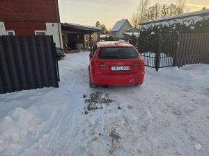 Red Audi A3 2005 in Kaunas, with an engine capacity of 1.98 L and mileage of 350 thousand km for 900 €, photo 4 on AUTOMOTO.COM.LV