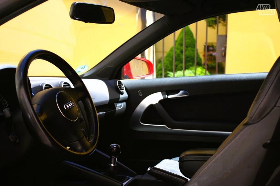 Red Audi A3 2005 in Vilnius, with an engine capacity of 2.00 L and mileage of 237 thousand km for 5900 €, photo 11 on AUTOMOTO.COM.LV