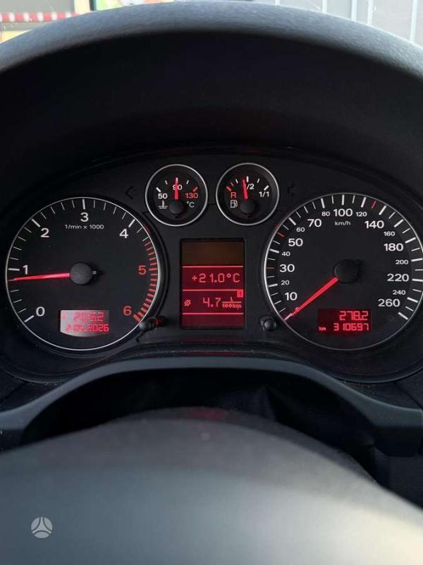 Sarkans Audi A3 2005 Viļņa, ar dzinēja tilpumu 1.90 L un nobraukumu 315 tūkst. km par 2850 €, foto 9 vietnē AUTOMOTO.COM.LV